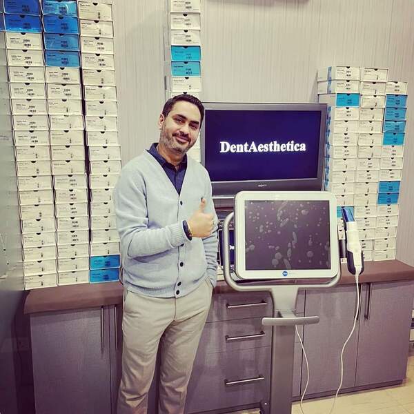 Dr. Karan Bhalla (dentaesthetica) profile | Padlet